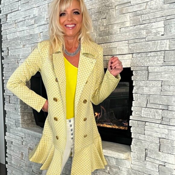 CAbi | Tops | Cabi 6354 Radiant Tank Spring 223 Small Euc | Poshmark